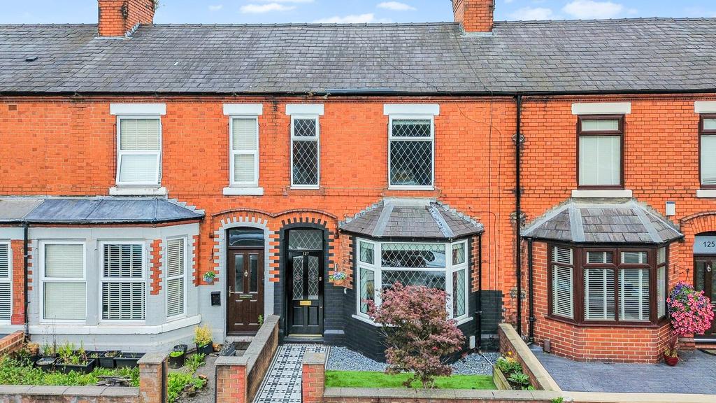 Padgate Lane, Warrington, WA1 3 bed terraced house for sale - £220,000