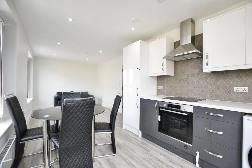 Goodmayes Road, Goodmayes, IG3 1 bed flat - £1,600 pcm (£369 pw)