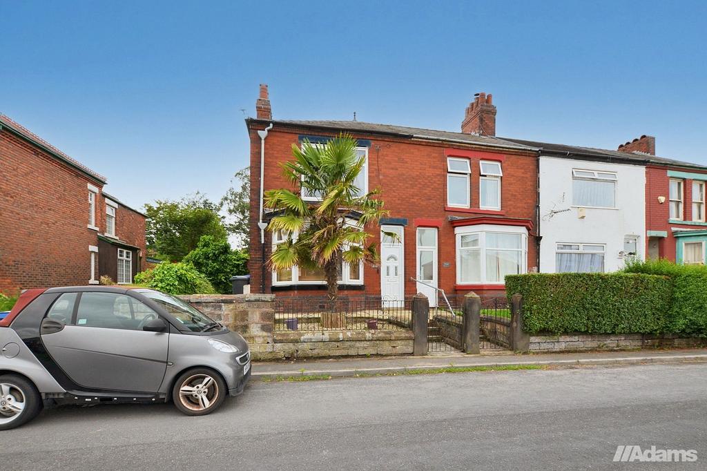 Halton Road, Runcorn 3 bed end of terrace house for sale - £220,000