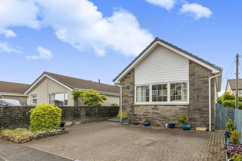 Glasgow Road, Strathaven ML10 2 bed detached bungalow for sale - £195,000