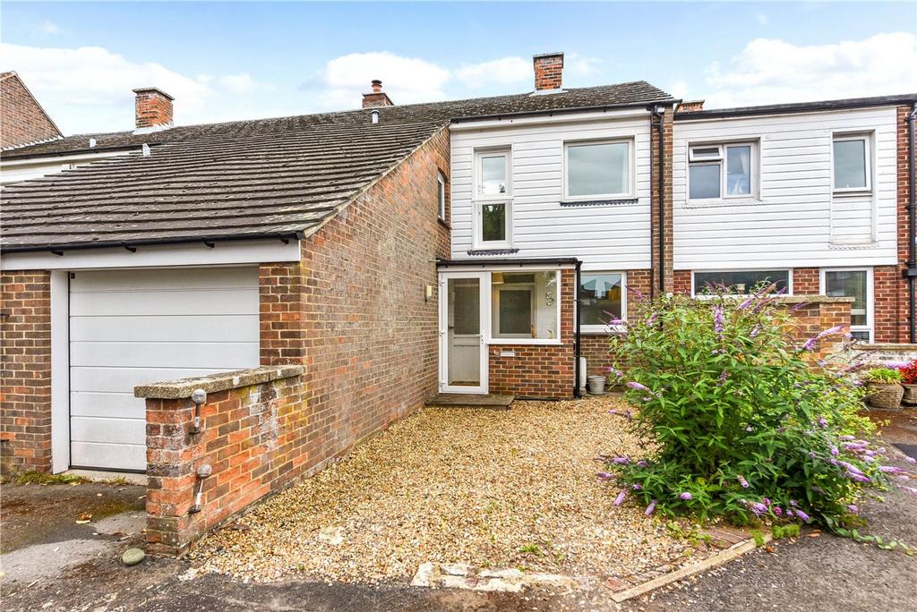 The Holdens, Bosham, PO18 3 bed link detached house - £675,000