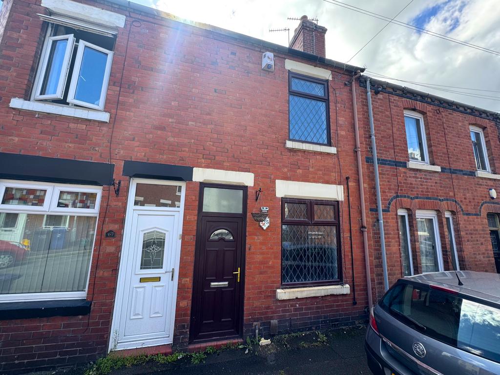 Slaney Street, Newcastle-under-Lyme, ST5 2 bed terraced house - £750 ...