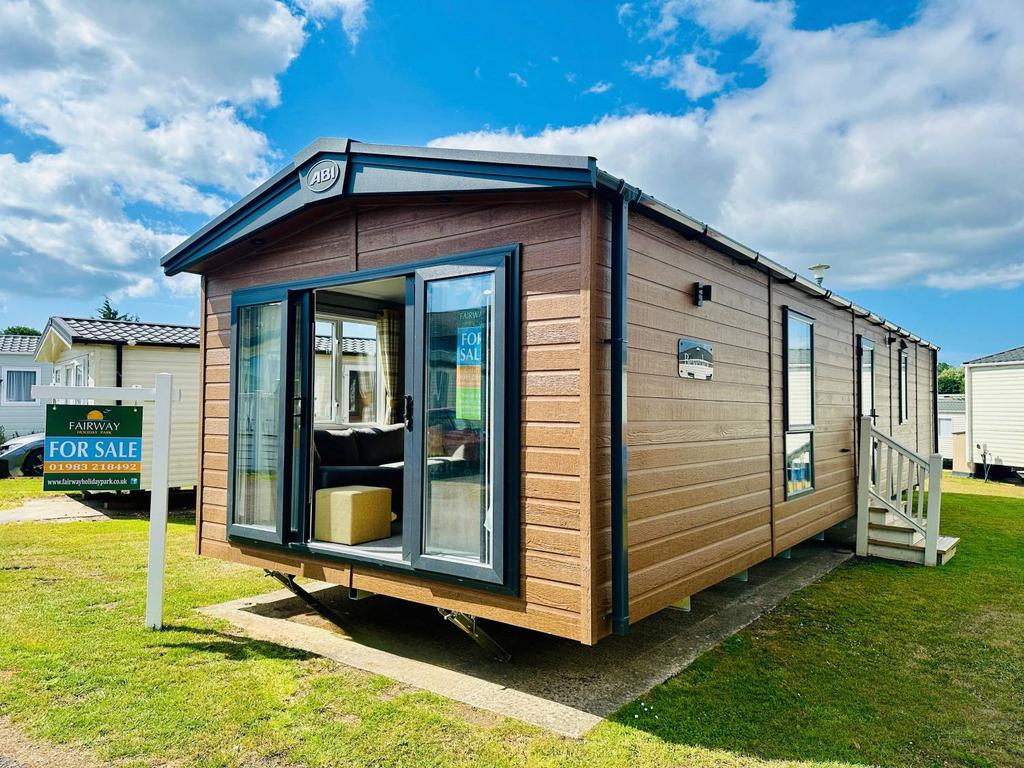 Perowne Way Sandown 2 bed static caravan - £85,000
