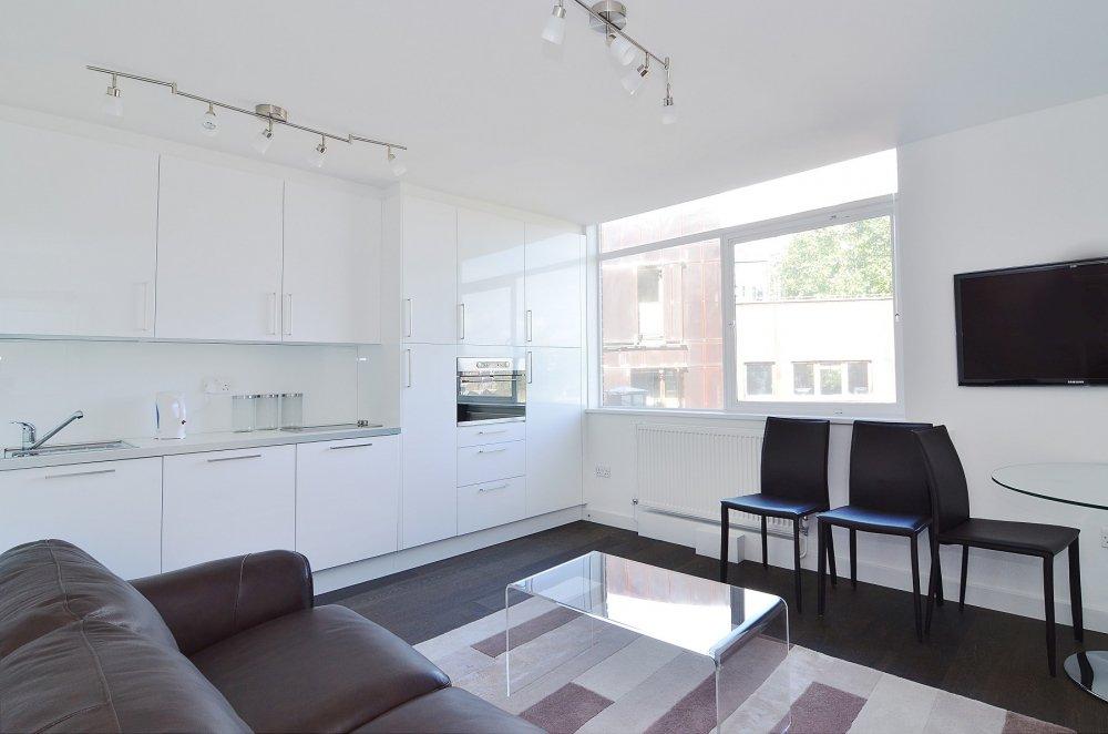 Holbein Place, London, SW1W 1 bed flat - £2,708 pcm (£625 pw)