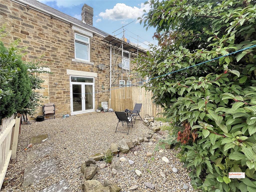 George Street, Dipton, DH9 2 bed terraced house for sale - £110,000