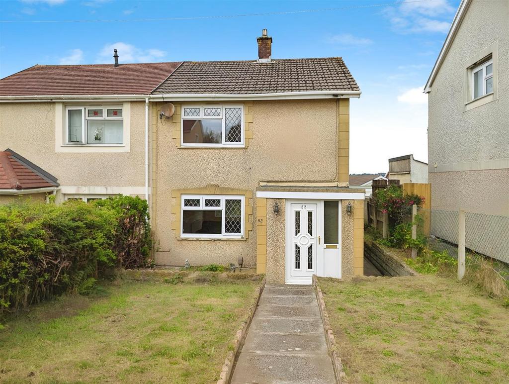 Caerphilly Avenue, Bonymaen, Swansea 2 bed semi-detached house - £110,000