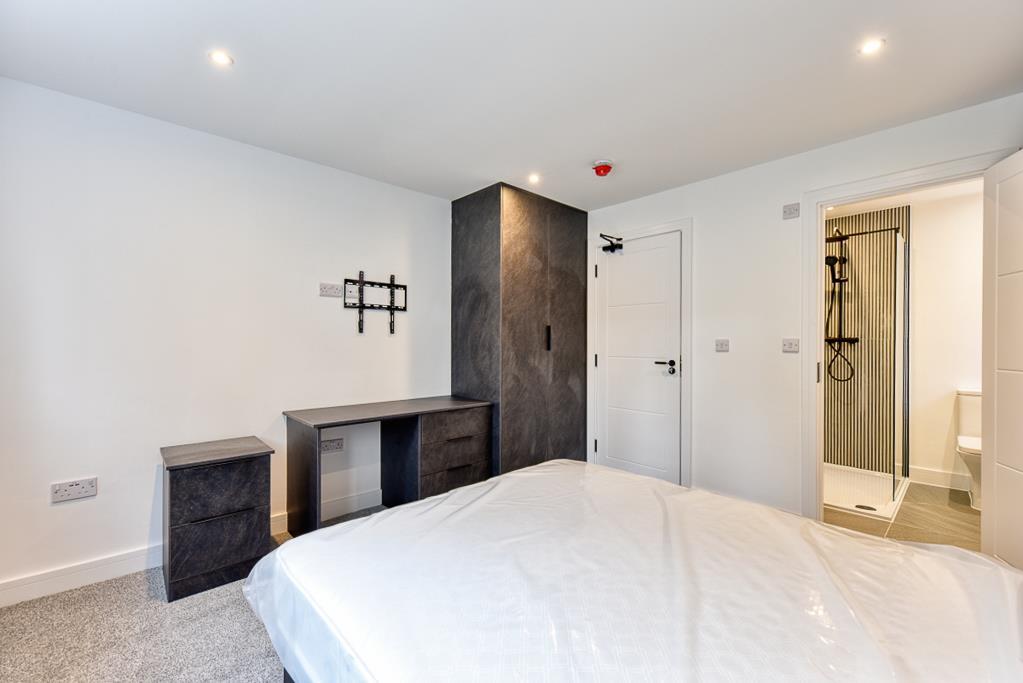 The Elms, Nottingham NG4 1 bed in a house share - £650 pcm (£150 pw)