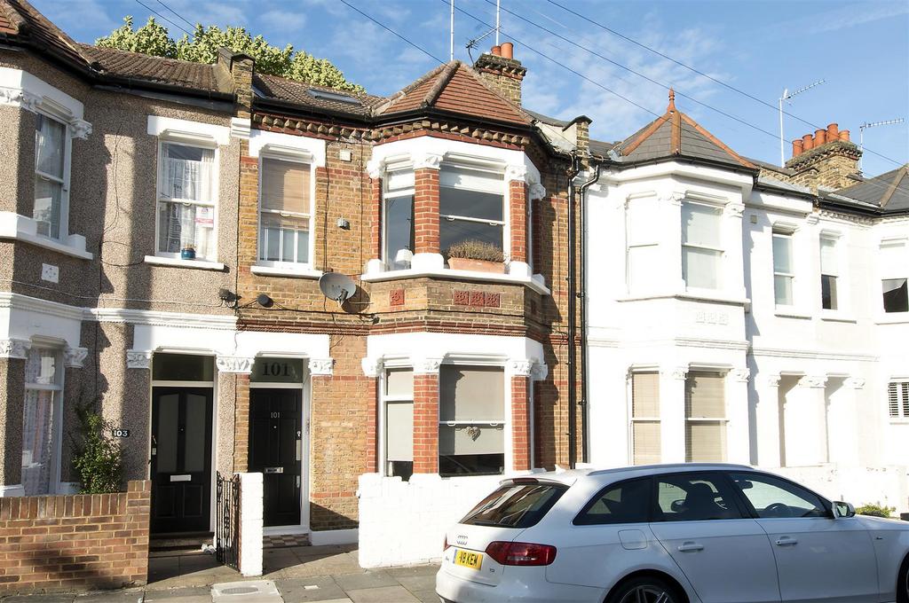 Claxton Grove, Hammersmith, London, W6 2 bed apartment to rent - £2,500 ...