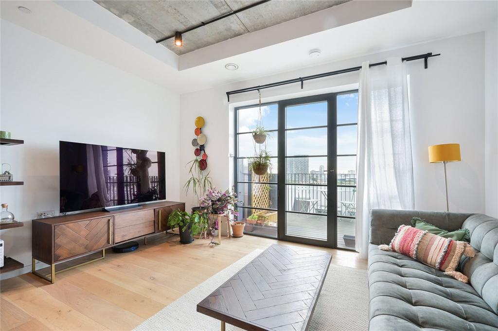 Orchard Place, London, E14 2 bed apartment - £2,999 pcm (£692 pw)