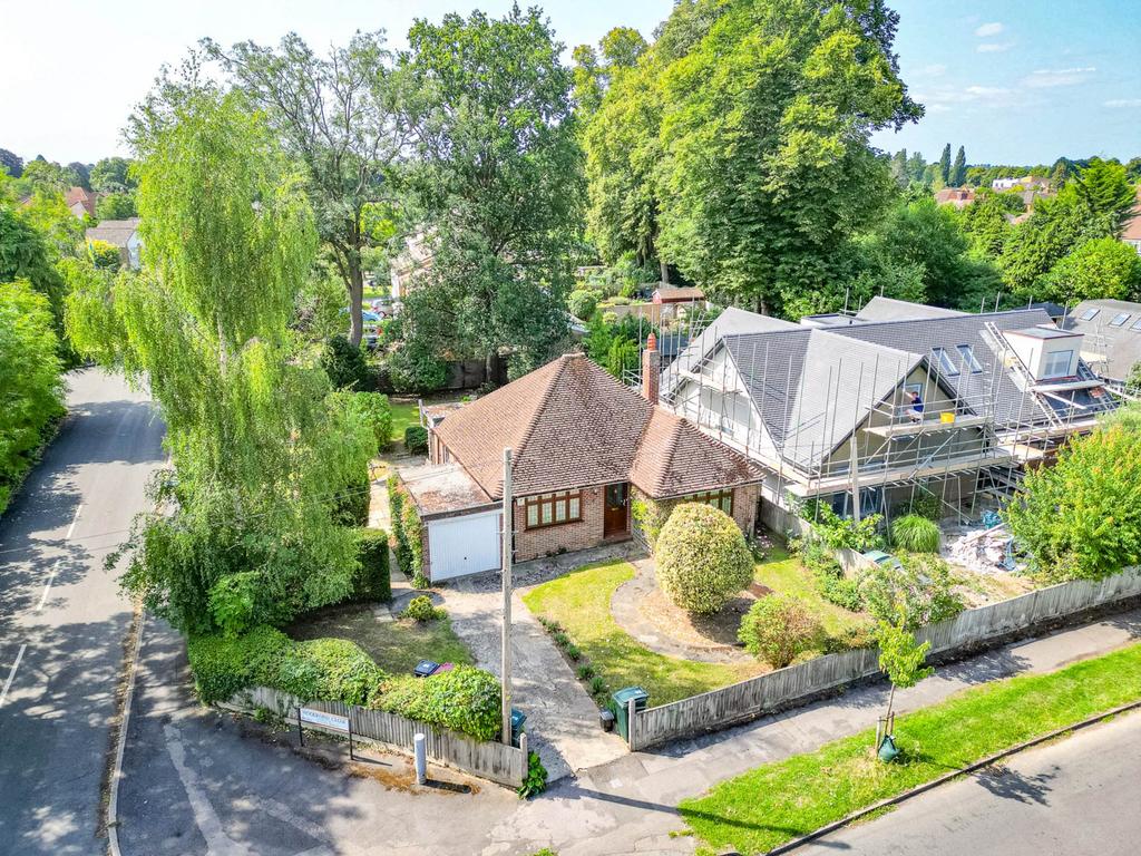 Wincroft Road, Caversham Heights 3 bed detached bungalow for sale - £ ...