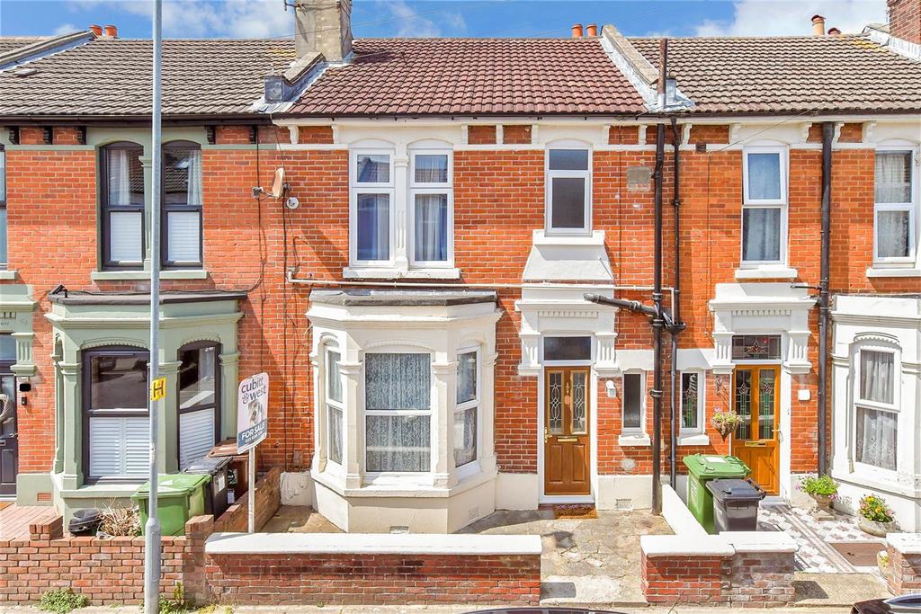 Balfour Road, Portsmouth, Hampshire 3 bed terraced house - £260,000