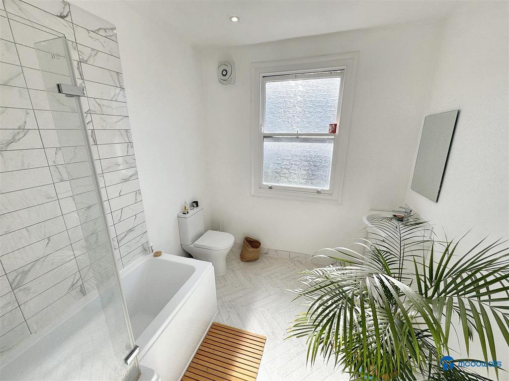 Wrexham Road, London 2 bed terraced house - £675,000