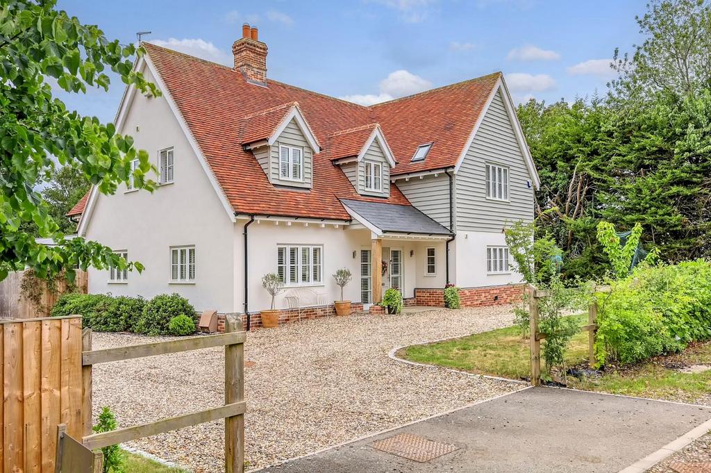 Bannister Green, Felsted, Dunmow 5 bed detached house - £1,225,000
