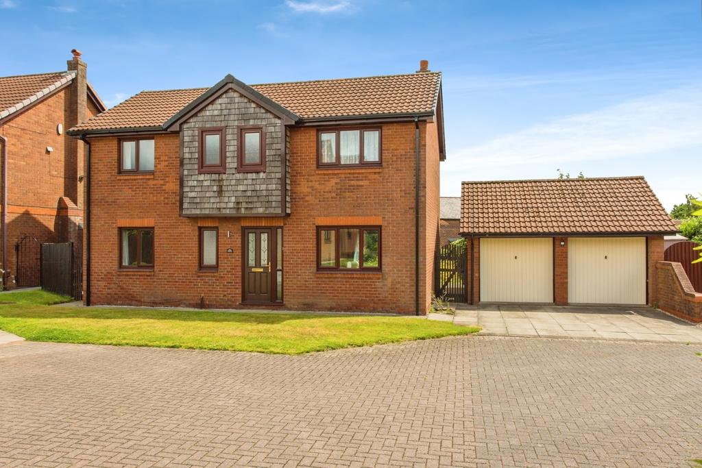Kingshill Court, Wigan WN6 4 bed detached house for sale - £350,000