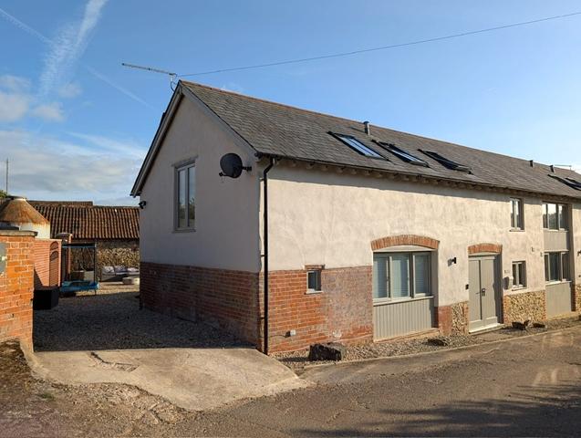 The Old Burrow, Awliscombe EX14 3 bed barn conversion for sale - £425,000