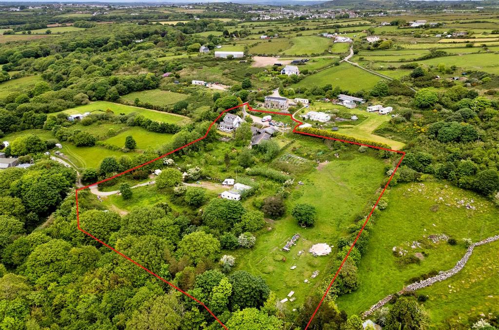 Plantatation, Troon, Camborne 9 bed detached house for sale - £565,000