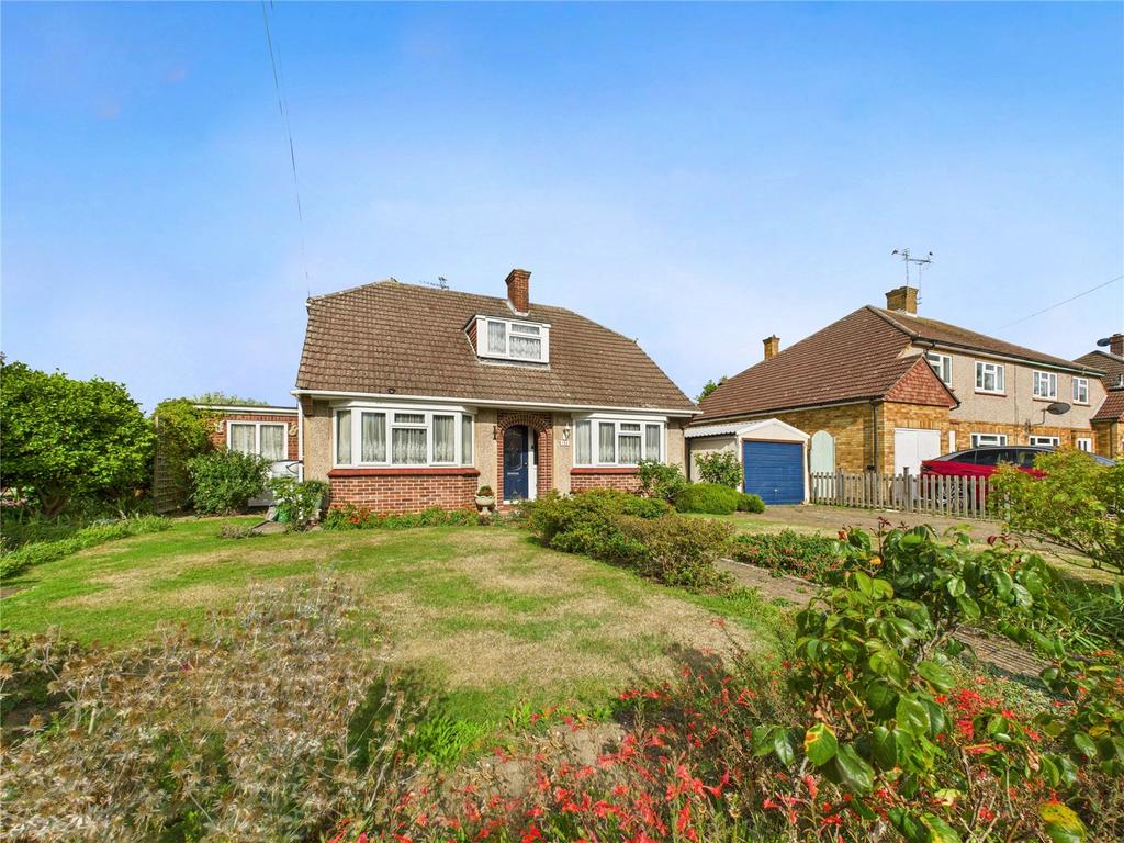 Prettygate Road, Colchester, Essex, CO3 3 bed bungalow for sale - £425,000