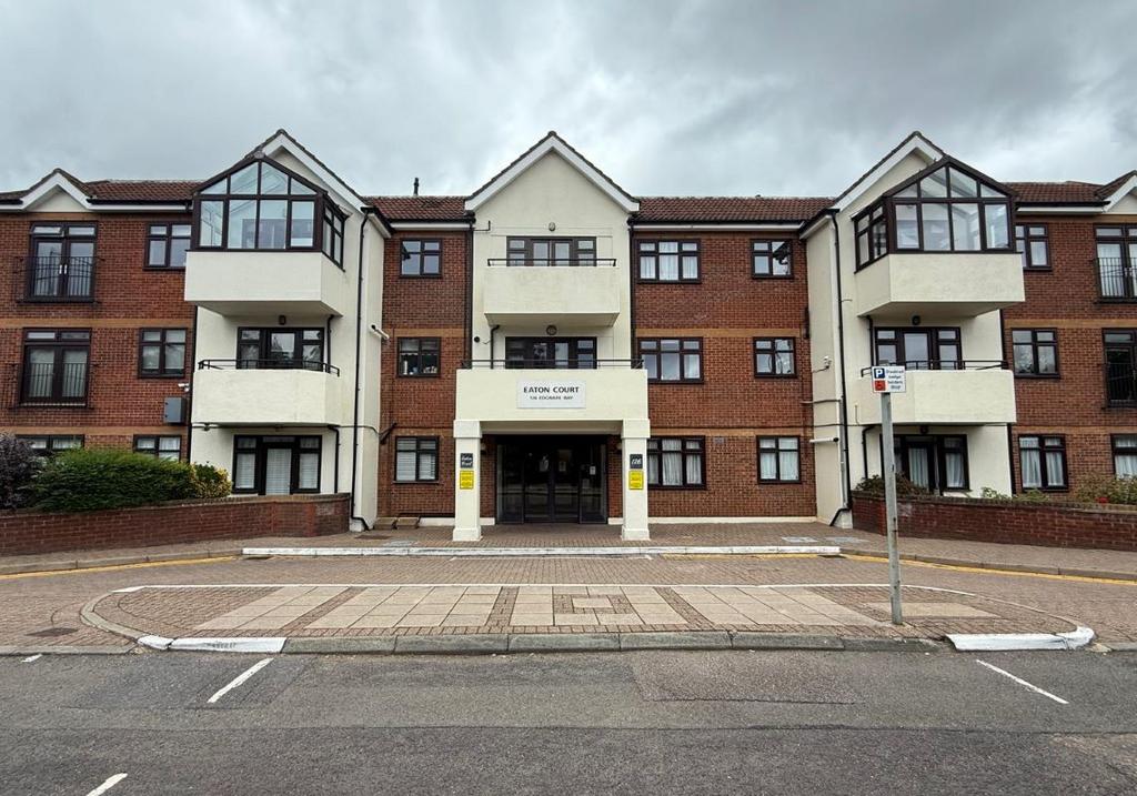 Flat 24 Eaton Court, 126 Edgware Way... 1 bed retirement property - £ ...