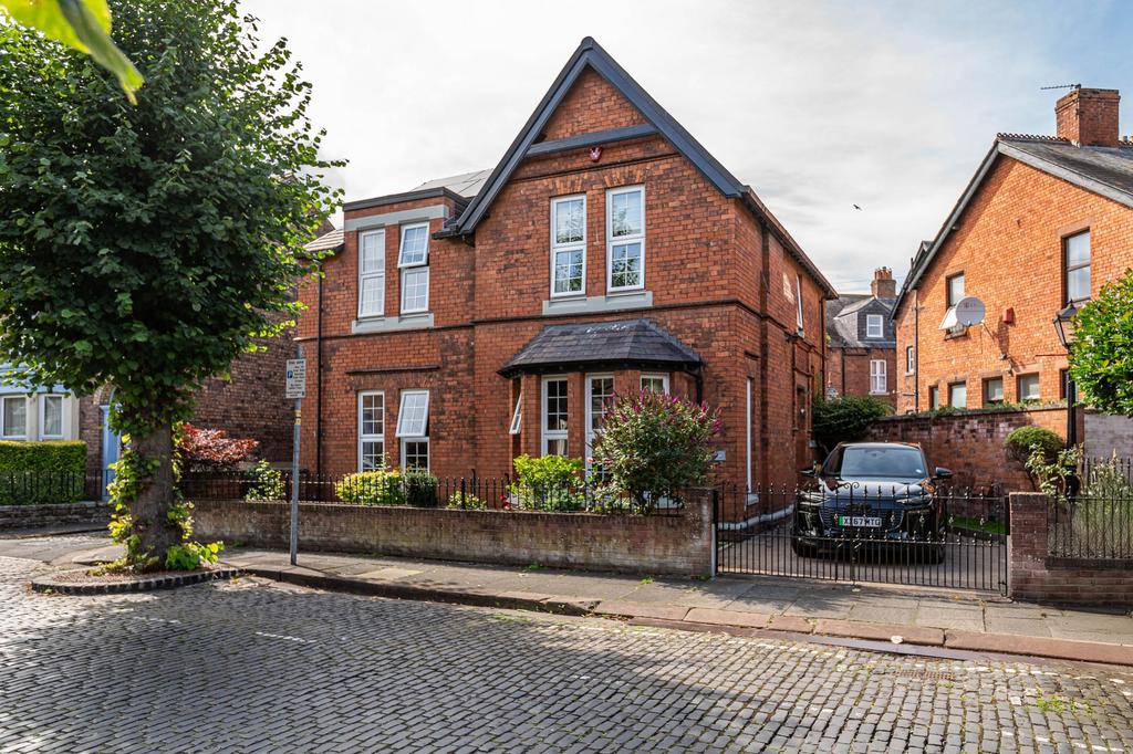 89 Broad Street, Carlisle, CA1 4 bed detached house for sale - £430,000