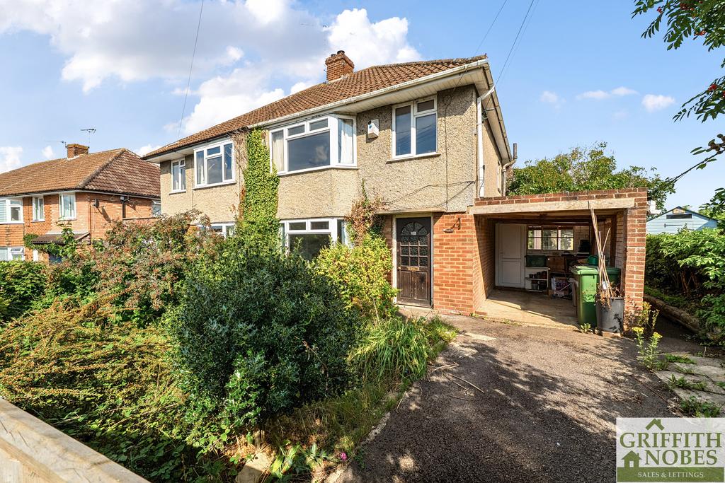 Dursley GL11 3 bed semi-detached house for sale - £300,000