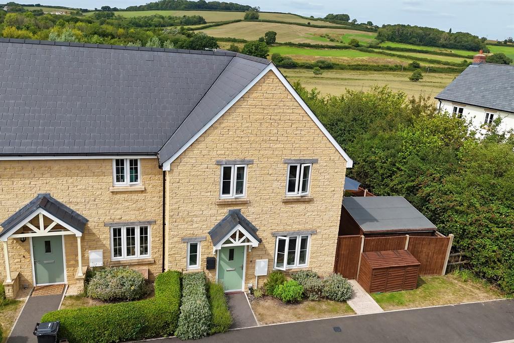 Mosterton 3 bed semi-detached house for sale - £315,000