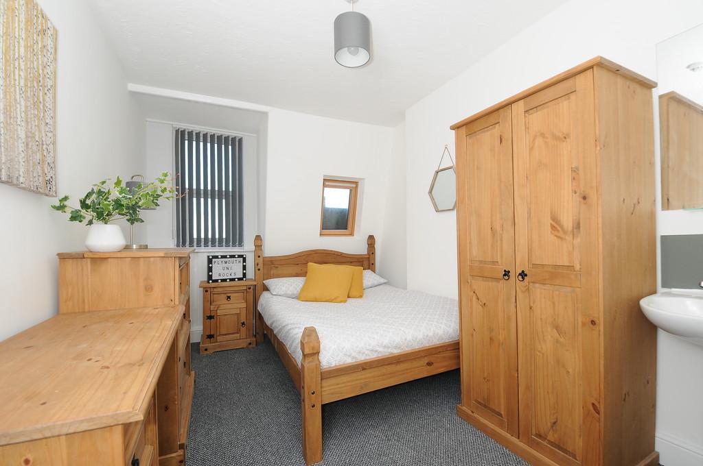 Mutley Plain, Plymouth PL4 6 bed flat share - £475 pcm (£110 pw)