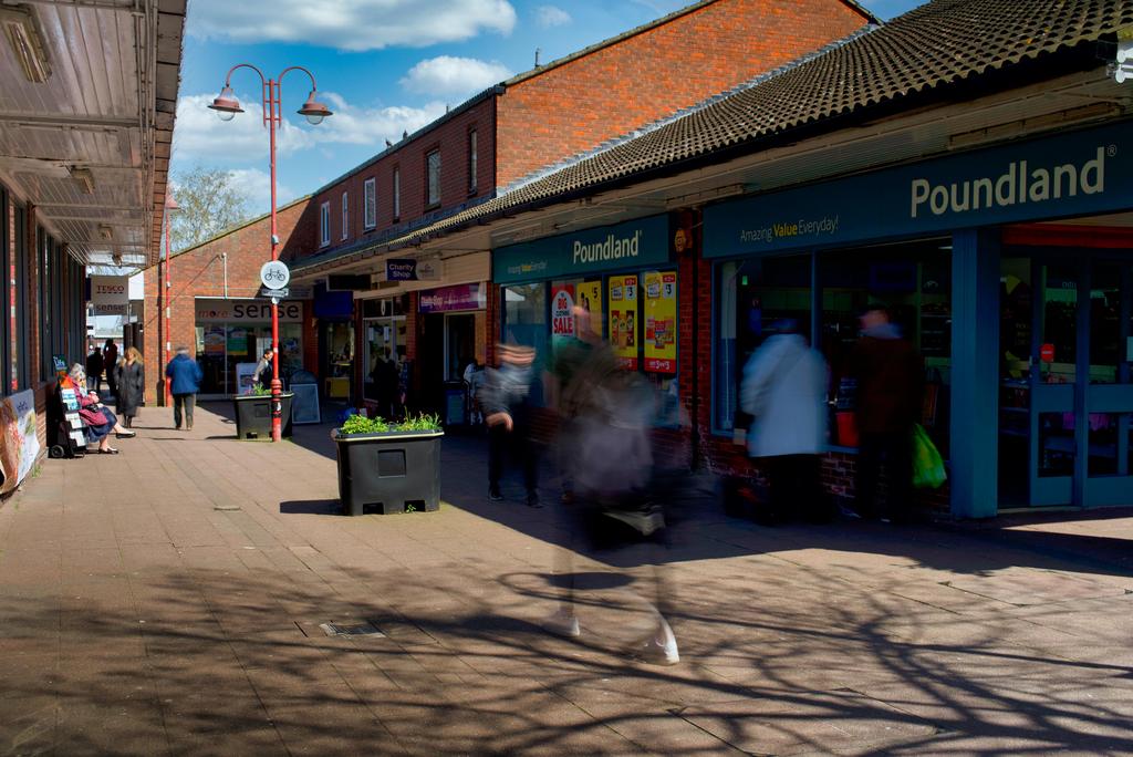 M Rainham, Gillingham ME8 Retail property (out of town) to rent - £ ...