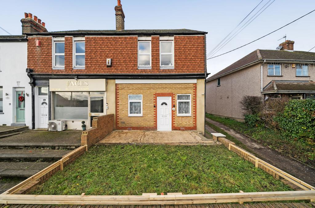 Main Road, Sutton At Hone, Dartford... 1 bed apartment - £1,000 pcm (£ ...
