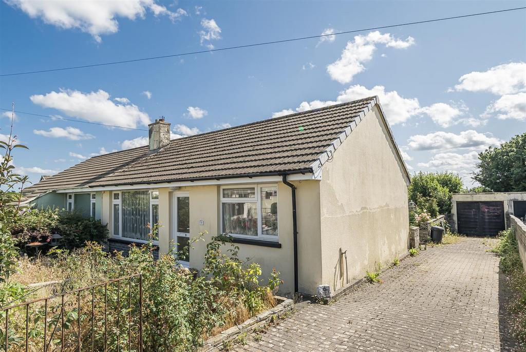 Maynard Park, Bere Alston 2 bed bungalow for sale - £220,000