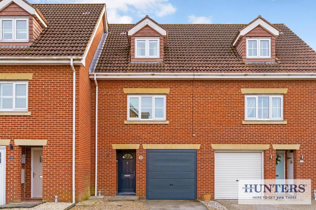 Maple Drive, North Duffield 3 bed townhouse for sale - £240,000