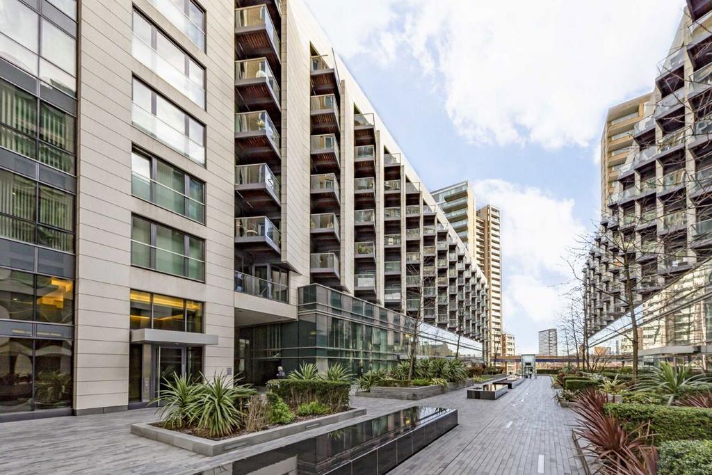 Baltimore Wharf, London E14 1 bed flat - £2,297 pcm (£530 pw)