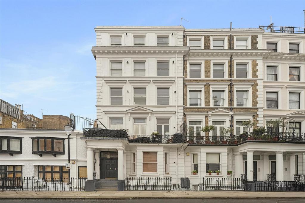 Courtfield Gardens, London SW5 Studio - £1,603 pcm (£370 pw)