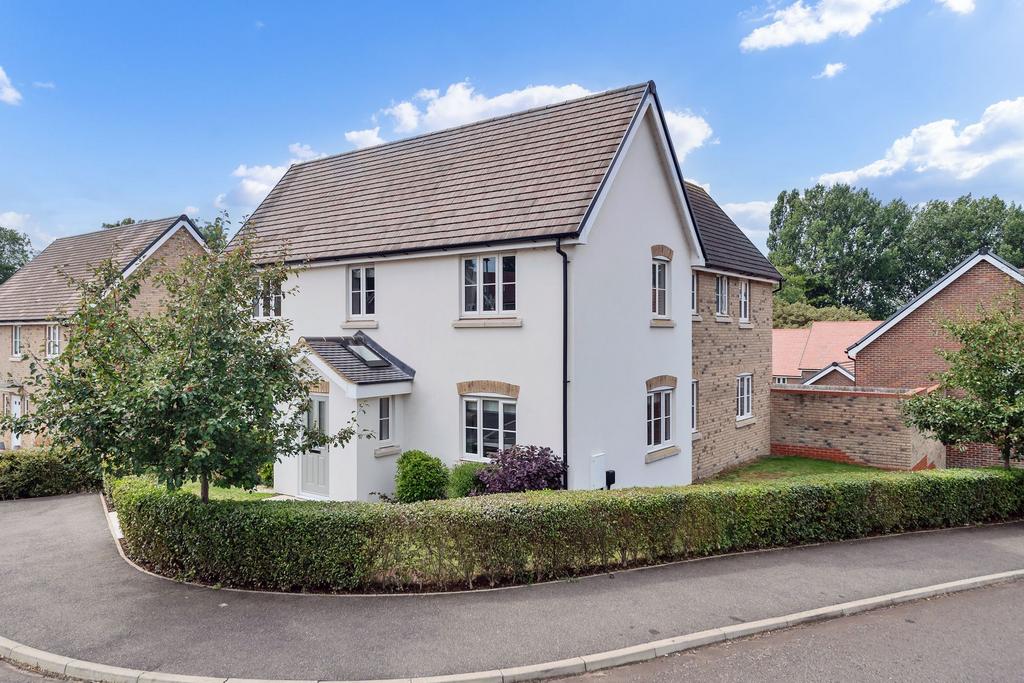 Saxon Hall Road, Newmarket CB8 4 bed detached house for sale - £495,000