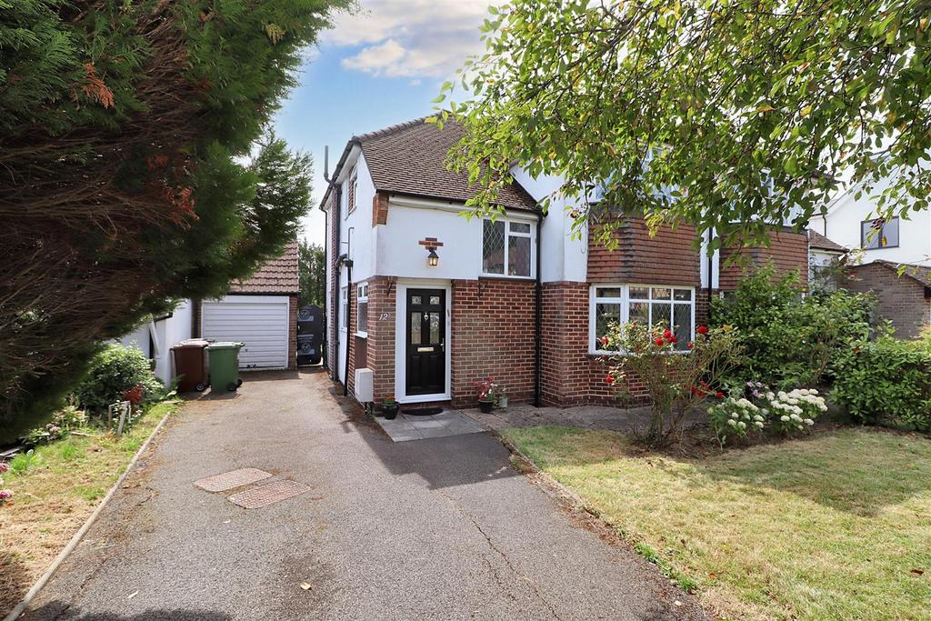 Grange Road, Elstree, Borehamwood 3 bed semi-detached house - £900,000