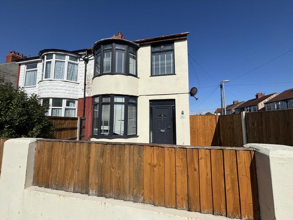 Lyndhurst Avenue, Blackpool FY4 3 bed house - £125,000