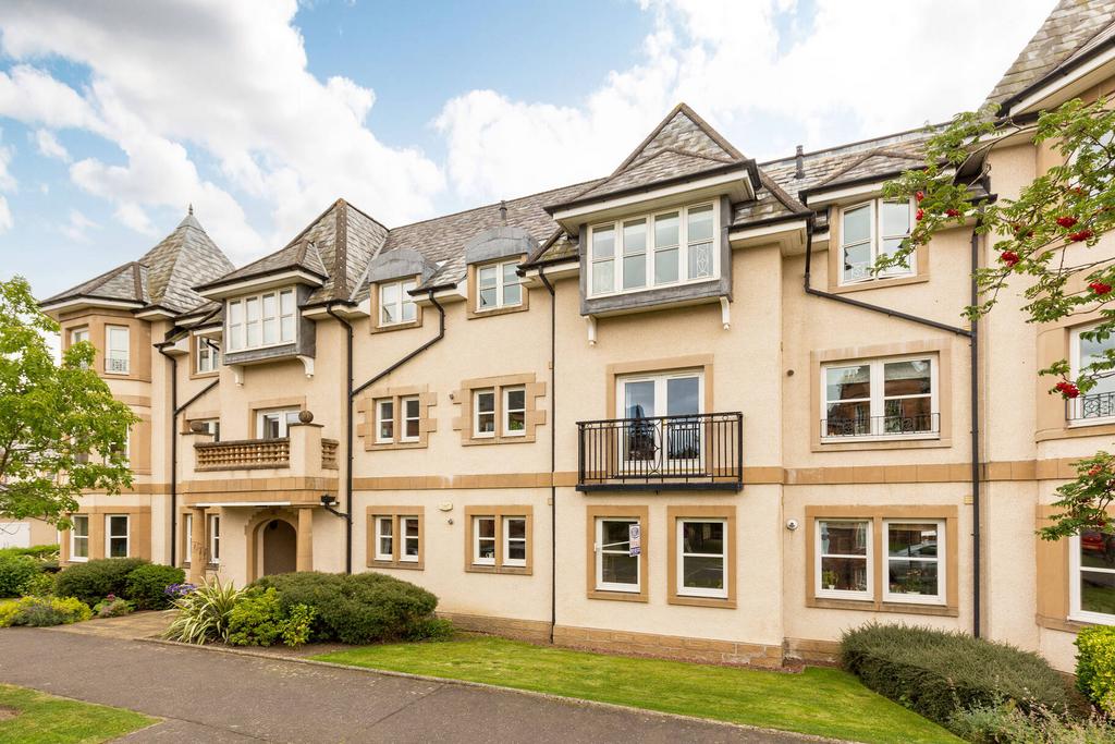 Rattray Grove, Edinburgh EH10 2 bed flat - £380,000