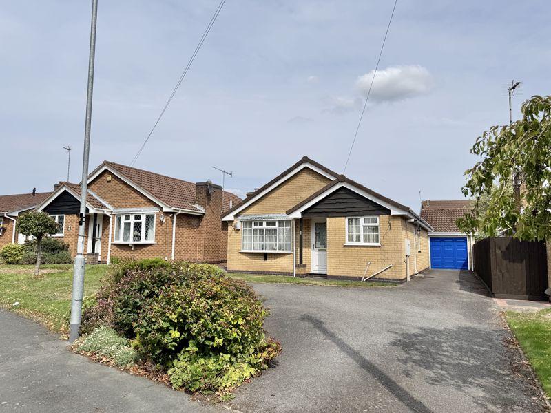The Limes, Coalville LE67 3 bed detached bungalow - £265,000