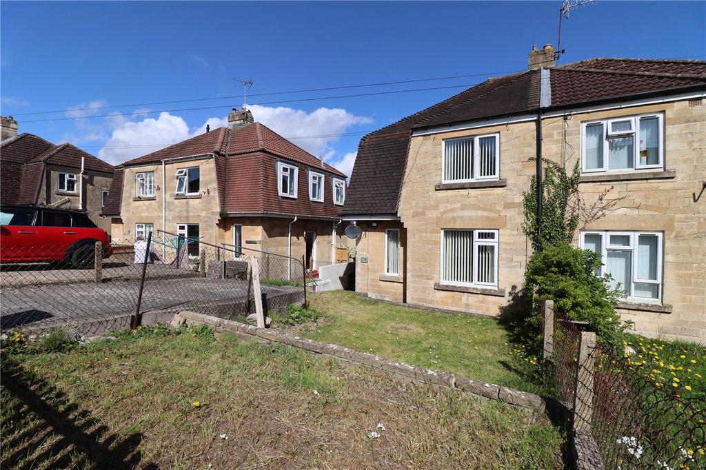 St Michaels Road, Whiteway, Bath, BA2 3 bed semi-detached house - £300,000