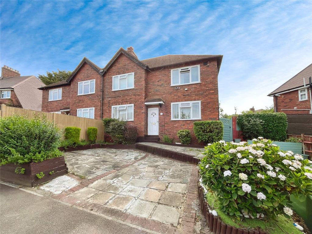 Campfield Road, London SE9 2 bed maisonette - £325,000