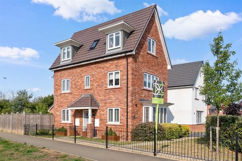 Christian Lewis Property - Evesham | OnTheMarket
