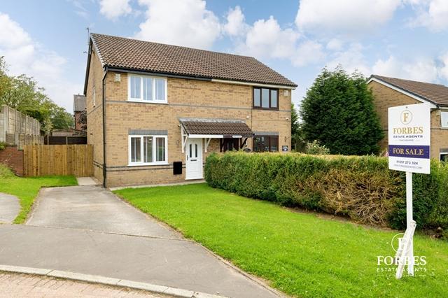 Wasdale Avuenue, Blackburn BB1 3 bed semi-detached house - £175,000