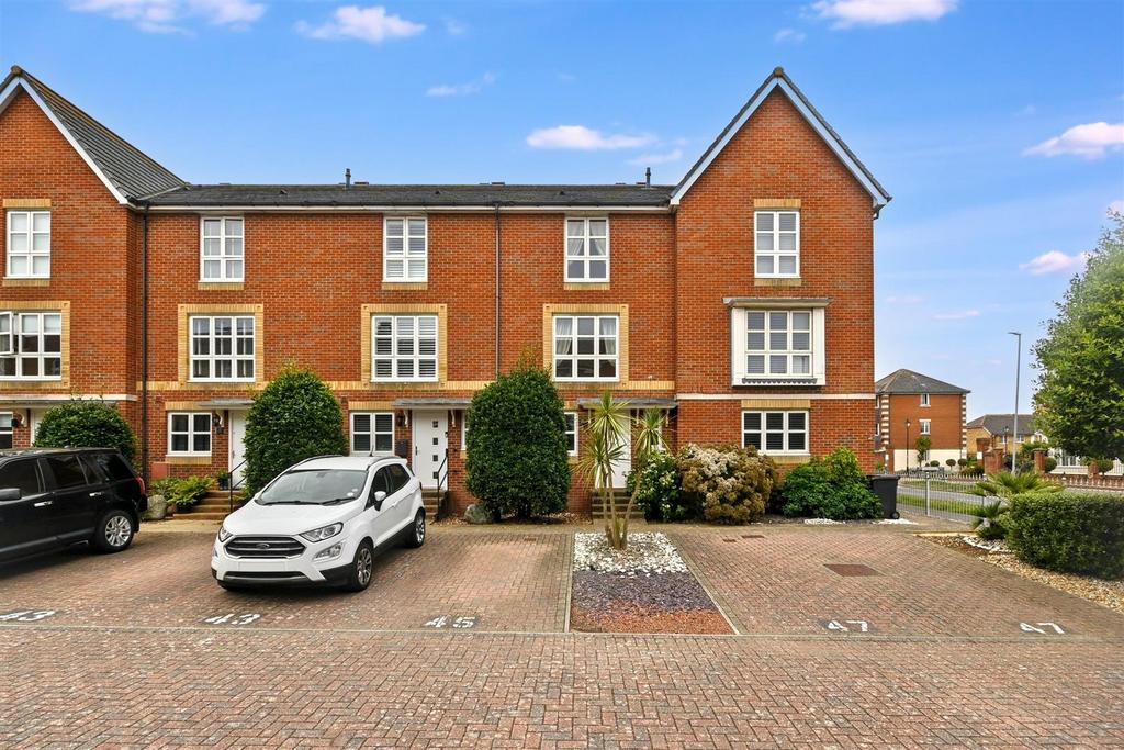Caroline Way, Eastbourne 4 bed townhouse - £325,000