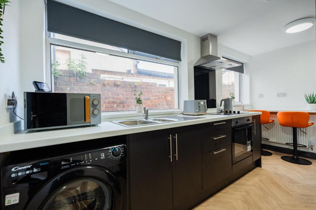 Wicklow Street, Middlesbrough 4 bed house - £450 pcm (£104 pw)