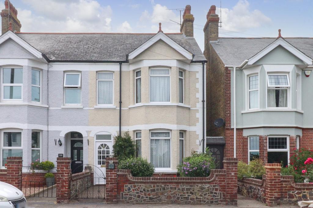 Minster Road, Westgate, Kent, CT8 3 bed semi-detached house - £350,000
