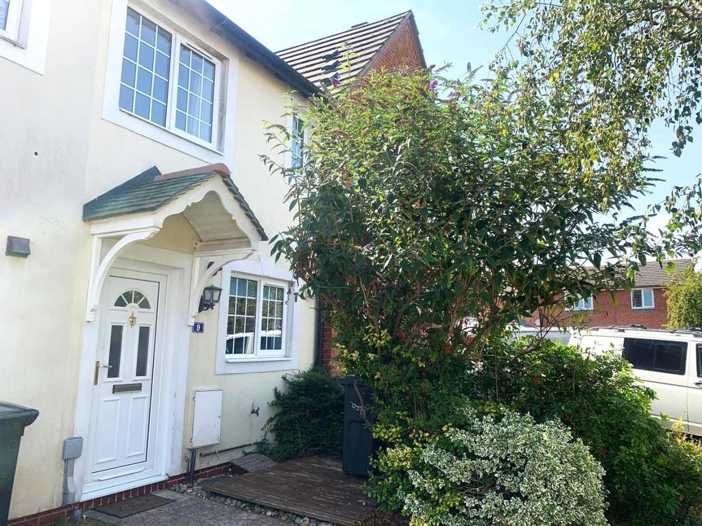 Christopher Close, Salisbury 2 bed terraced house for sale - £280,000