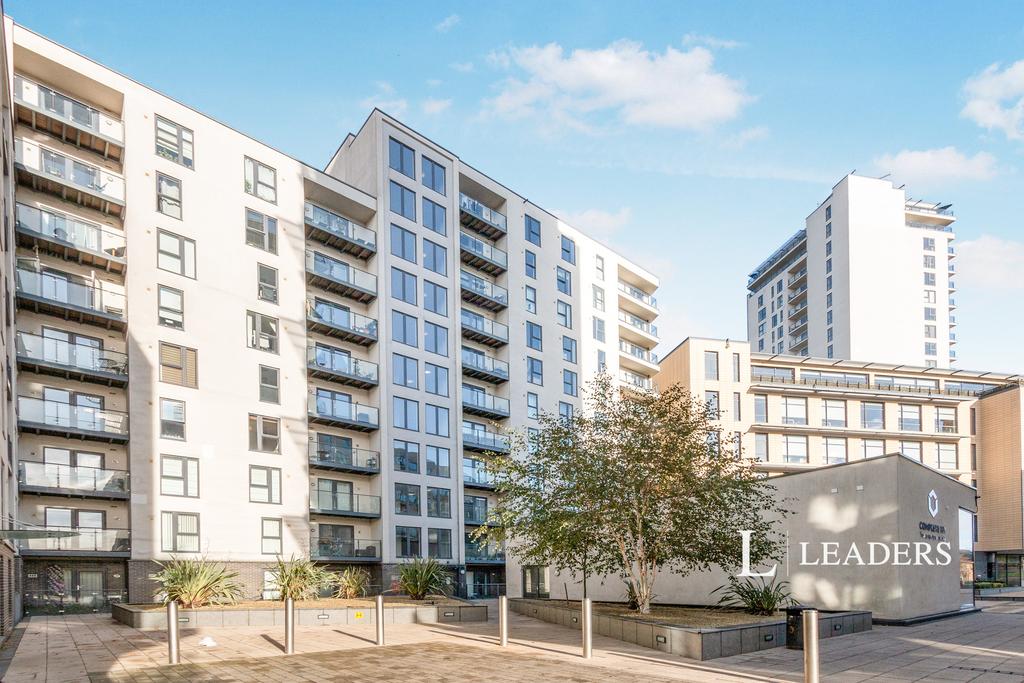 Nankeville Court, Woking 2 bed apartment - £1,550 pcm (£358 pw)