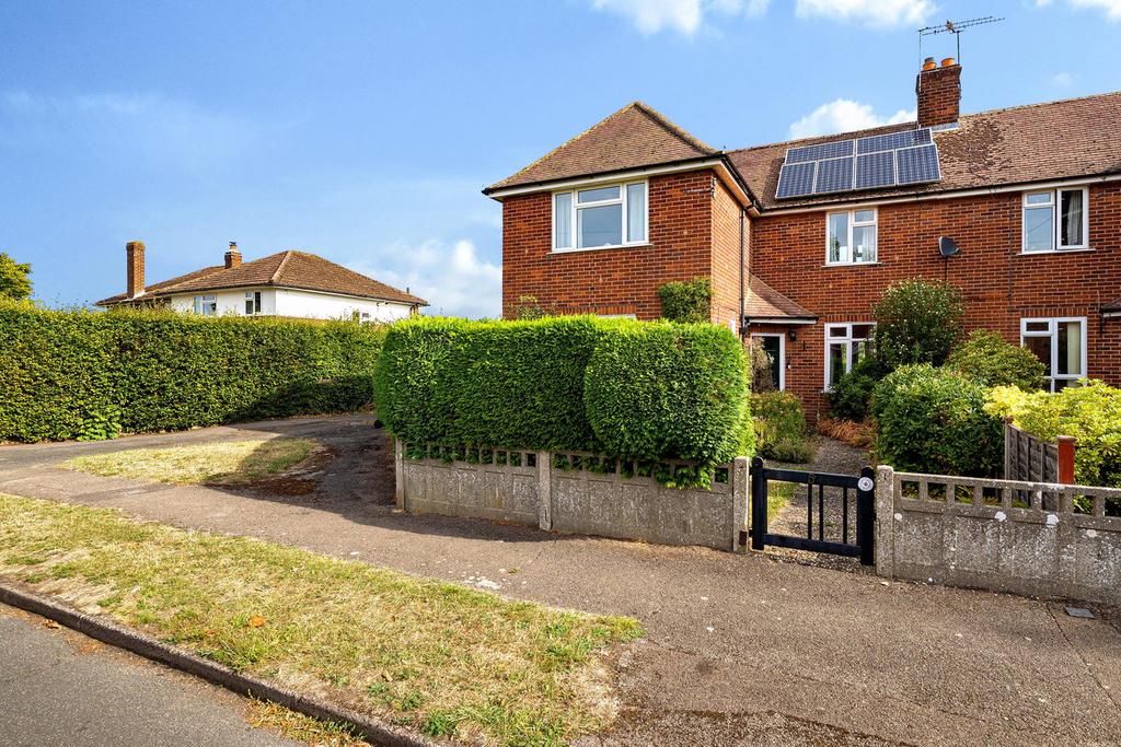 Hartslock Way, Tilehurst, Reading, RG31 3 bed semi-detached house for ...