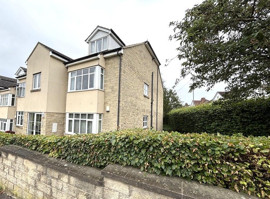 Rodley Lane, Leeds, LS13 2 bed apartment - £895 pcm (£207 pw)