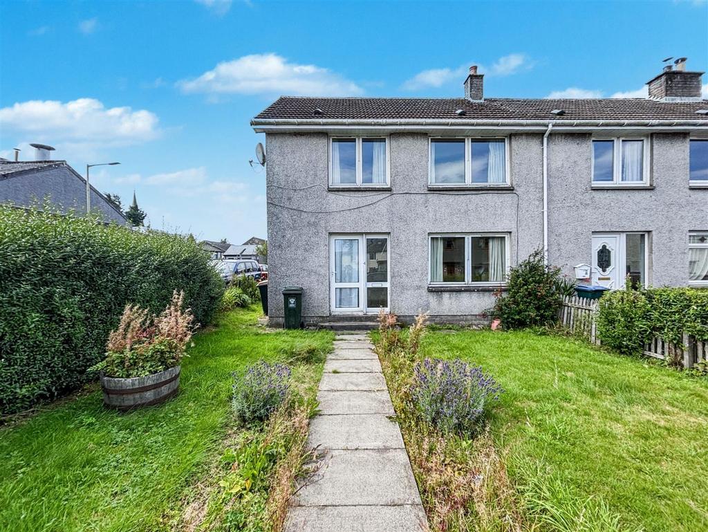 Abercairney Place, Blackford... 2 bed end of terrace house - £110,000