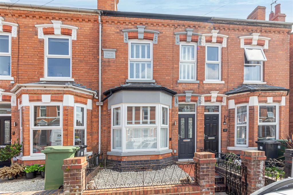 Victoria Avenue, Worcester 3 bed terraced house - £280,000